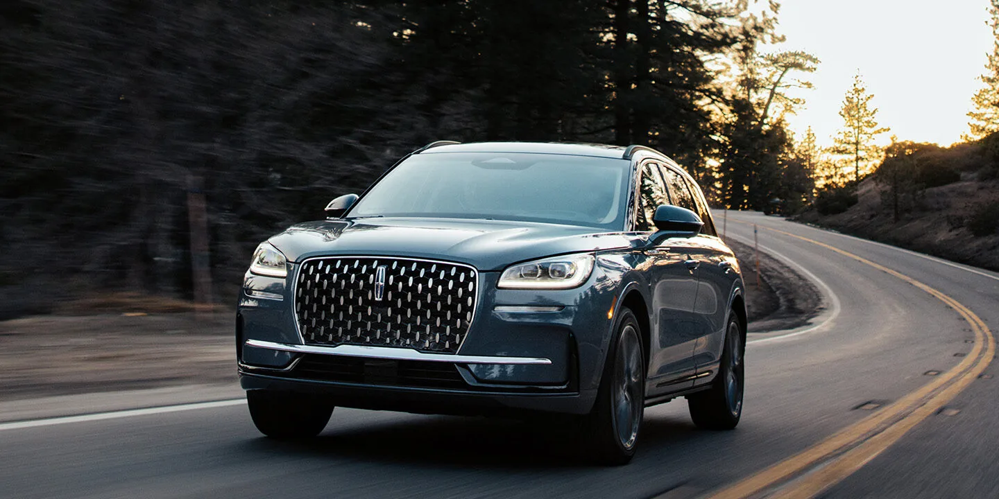 2025-lincoln-corsair-luxury-suv